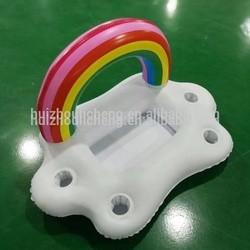 Cina 0.54kg Piscina a forma di nuvola Piscine galleggiante Portabevande galleggiante per piscina in vendita