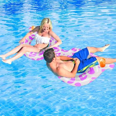 Cina Sedile gonfiabile a forma di occhiali da sole per adolescenti piscina galleggiante lago galleggiante all'aperto in vendita