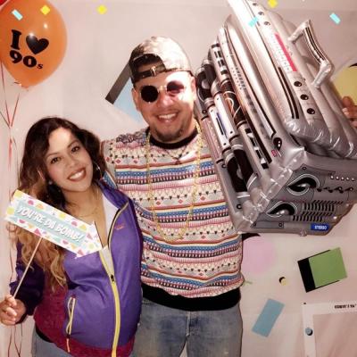 Cina Grande frigorifero di plastica Boombox Buffet galleggiante frigoriferi gonfiabili Per le feste in vendita