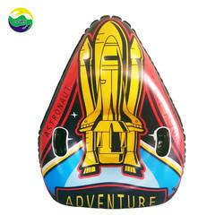 Cina Forma di triangolo razzo nuovo design giocattolo snowtube per bambini slitta invernale in vendita