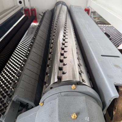 Cina B-R-RP1300 Macchine pesanti per la levigatura del legno per mobili per porte di armadi in vendita