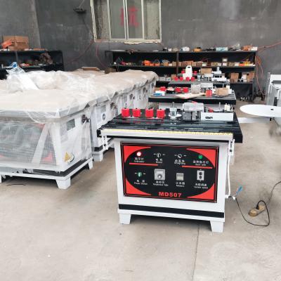 China Straight Line Curve Handmade Plywood Edge Banding Machine for Customers Requirement for sale