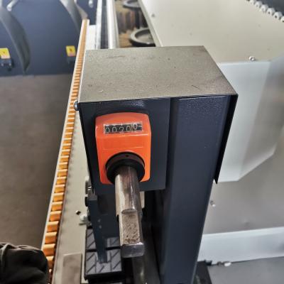 China Houtsandmachine PM60D zijsandpoetsmachine met constante snelheid Te koop