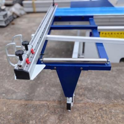 Cina 5.5KW 1.1KW Potenza del motore MJ6132 Legnageria Legno a base di multi seghe macchine seghe a pannello taglio seghe a slitta in vendita