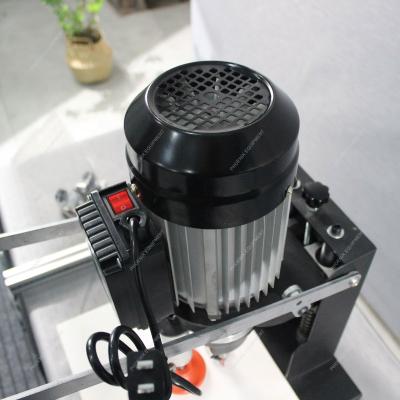 Cina Macchine per la lavorazione del legno con foratura a scanalatura e saldatura a scanalatura versatile in vendita
