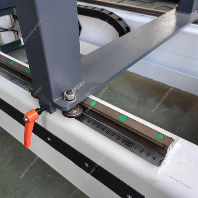 China Revolutioneer uw houtbewerkingsproces met een geavanceerde driekopboormachine Te koop