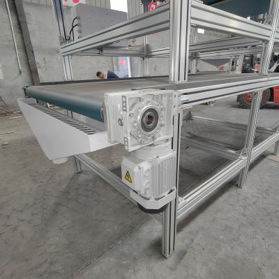 Cina 3200mm Lunghezza personalizzata Auto carico e scarico Conveying Workbench CNC Router Machine in vendita