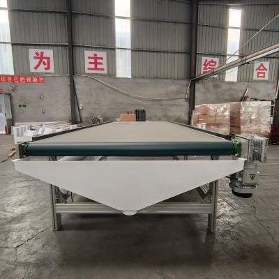 China Projeto de máquina de roteador CNC de alimentação e descarga automática com plataforma transportadora à venda
