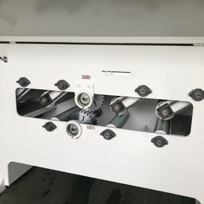 Cina MJF142-2250 Macchina per segatura multi-rip per il taglio di assi personalizzati di legno quadrato di legno massello in vendita
