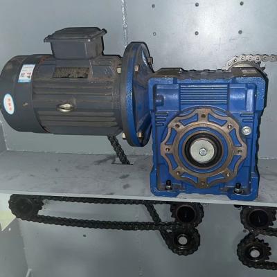 Cina MJF142-2250 Macchina per segatura multi-rip per il taglio di assi personalizzati di legno quadrato di legno massello in vendita
