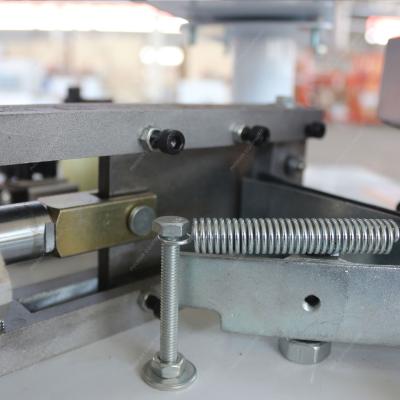 Cina Fabbricazione di fasciature a bordo completamente automatica ad alta velocità per la lavorazione del legno in vendita