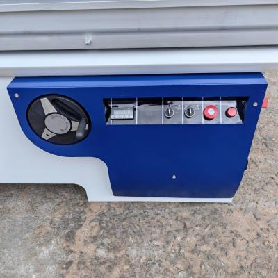China 5.5 KW Main Motor Power Sliding Table Saw Machine for Max. Length of Workpiece 3200mm for sale