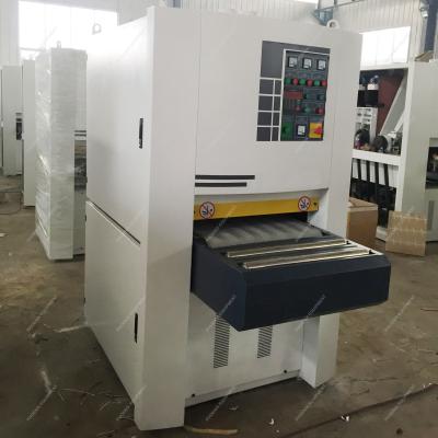 Cina R630 Legno sabbia macchina con vuoto Aumentare l'efficienza di produzione dei mobili in vendita