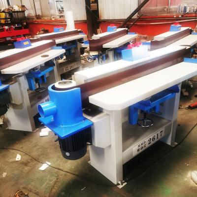 Cina Superficie del legno Mini cintura liscia di levigatura del metallo Verticale cintura di sabbia macinatrice per la lavorazione del legno in vendita