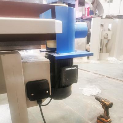 Cina Superficie del legno Mini cintura liscia di levigatura del metallo Verticale cintura di sabbia macinatrice per la lavorazione del legno in vendita