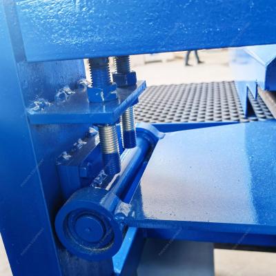 Cina 380V Voltage Multi-Blade Wood Cutting Machine per la segatura rapida e accurata del legno in vendita