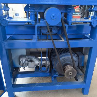 Cina 380V Voltage Multi-Blade Wood Cutting Machine per la segatura rapida e accurata del legno in vendita