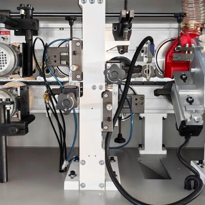 Cina Funzione di incollaggio PM50B Pannelli a base di legno Macchine per la banda di bordo Trimmer Auto Edge Bander con pre-mellaggio in vendita
