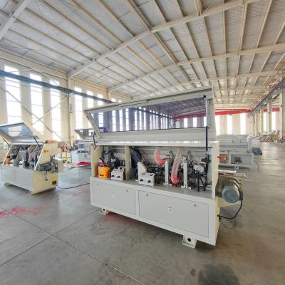 Cina 6 Funzioni Edge Bander La soluzione definitiva per i produttori di mobili per la lavorazione del legno in vendita