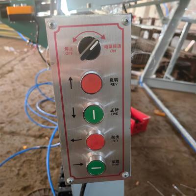 Cina Pneumatica piastra idraulica in legno massello Clamp Carrier Machine MY2500B-20 Facile da usare in vendita