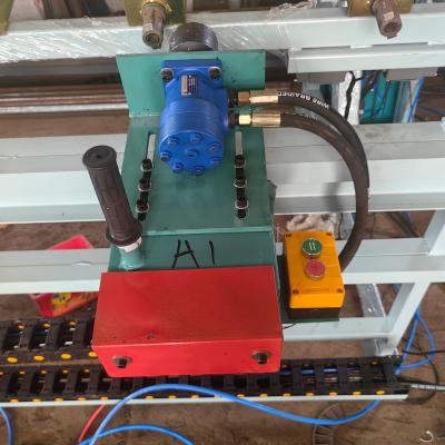 Cina 20 Tavola di lavoro Portatore idraulico di pinza per compositori orizzontali per pannelli di legno MY2500B in vendita