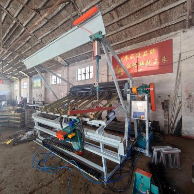 Cina Compositore rotativo per legno a controllo pneumatico MY2500B-10 ad alta produttività in vendita