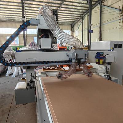 Cina 9KW Spindle Power PK1325 ATC CNC Router per il solco e il taglio di mobili in compensato di legno in vendita