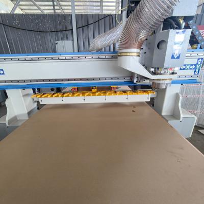 Cina 9KW Spindle Power PK1325 ATC CNC Router per il solco e il taglio di mobili in compensato di legno in vendita