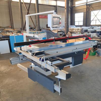 Cina 3200*400mm Tavola scorrevole Dimensione Legnageria Precisione Seghe CNC Pannello seghe CNC-6132 in vendita