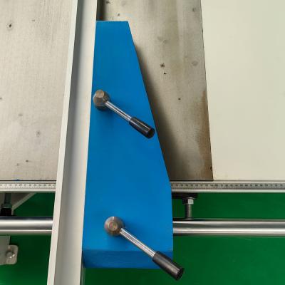 Cina Cnc personalizzabile lavorazione del legno industriale di precisione di taglio del legno pannello a slitta tavolo seghe macchina in vendita