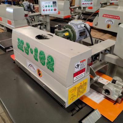 Cina Vertical Style MJ162 Serratura a lama singola per la lavorazione del legno.Altezza di lavoro 85 mm in vendita