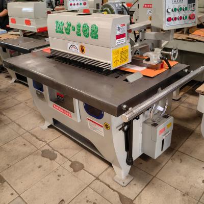 Cina Vertical Style MJ162 Serratura a lama singola per la lavorazione del legno.Altezza di lavoro 85 mm in vendita