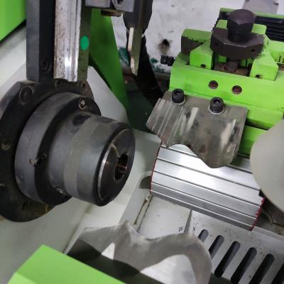 China PL450 Automatic Wood Lathe Machine for Customized and Accurate Baseball Bat Production for sale