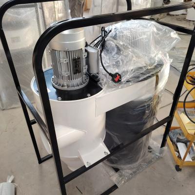 China Recolector de polvo de ciclón pequeño para la industria de la madera Tamaño general 900*550*2000mm en venta