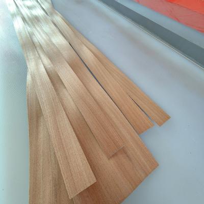 Cina Macchina per il taglio di pannelli di legno con progettazione pesante e funzione automatica MJB318 in vendita