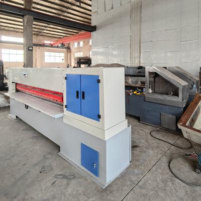 Cina Macchina per il taglio di pannelli di legno con progettazione pesante e funzione automatica MJB318 in vendita