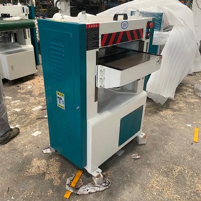 Cina Macchina per pianificazione per lavorazione del legno a tensione singola di spessore laterale personalizzata con larghezza 500 mm in vendita