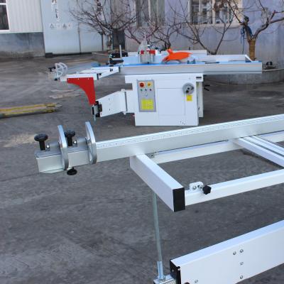 Cina Velocità di rotazione dell'albero 2000/3100/4400/7000 giri/h per la macchina combinata di lavorazione del legno C300 in vendita