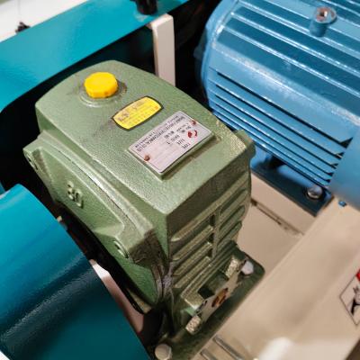 Cina Facile da usare Macchina di pianificazione ad alimentazione ad alta velocità completamente automatica per la lavorazione del legno in vendita