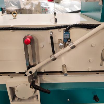 Cina Facile da usare Macchina di pianificazione ad alimentazione ad alta velocità completamente automatica per la lavorazione del legno in vendita