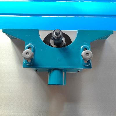 Cina Macchina per la fresatura delle porte in legno massello e in MDF con modello a mandrino a tavolo scorrevole a singolo asse in vendita