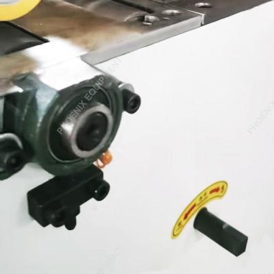 中国 簡単に操作できる丸い棒形作機 掃描棒切断と木材加工 販売のため
