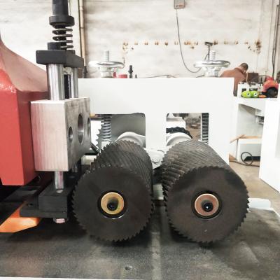 Cina Rivoluzionate la lavorazione del legno con la macchina multiuso automatica per la linea di legno in vendita