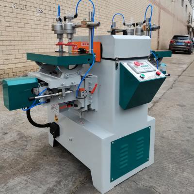 Cina Macchina per la lavorazione del legno a velocità di oscillazione regolabile per tenoni e scanalature a doppia fine orizzontali in vendita