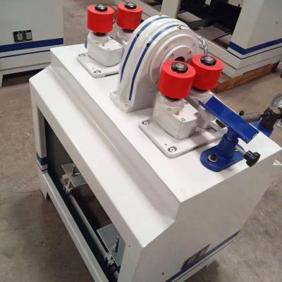 China Versnelling van het voedingssysteem met dubbele trekversnelling van 3-5 m/min in houtbewerkingsmachines voor ronde staven Te koop