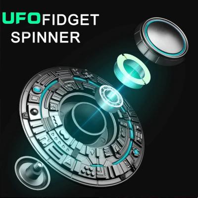 中国 子供のための金属フィジェットスピナー 大人 明るい夜間効果 UFO 指のハンドスピナー 販売のため