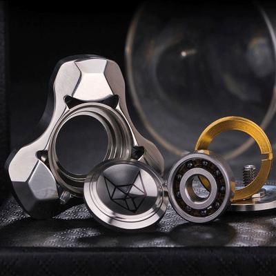 中国 圧力を軽減する金属フィジットスピナー 2〜4分回転時間 瞑想と集中のための理想的な 販売のため