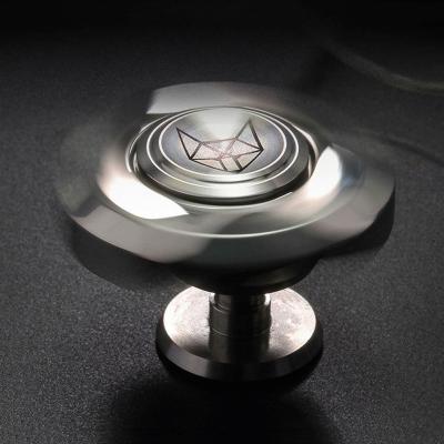 中国 圧力を軽減する金属フィジットスピナー 2〜4分回転時間 瞑想と集中のための理想的な 販売のため