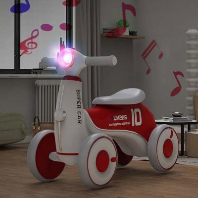 Cina Car Style Scooter Walker Sliding Balanced Car Customized Kids Gift per ragazzi e ragazze in vendita