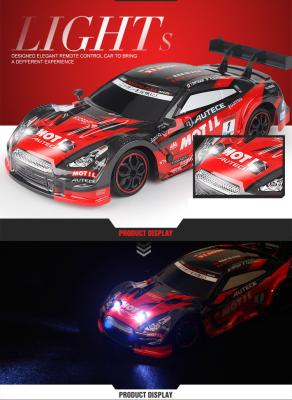 Cina Speed Racing 2.4G Racing Car Modello Bambini Toy Boy GTR con corpo di plastica e cavo USB in vendita